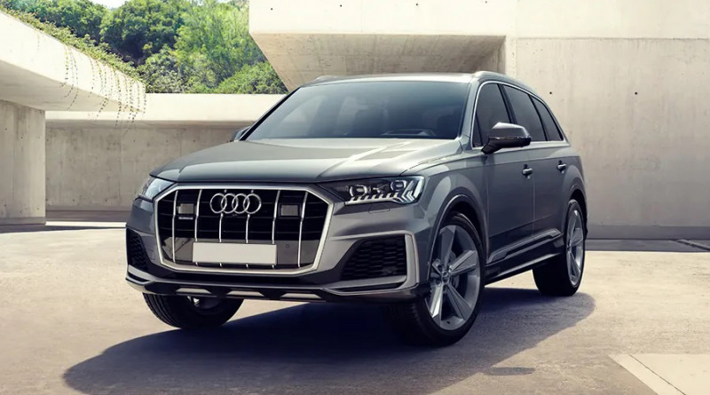 Audi Q7 - 7 Seater SUV-MUV with milege of 11KM